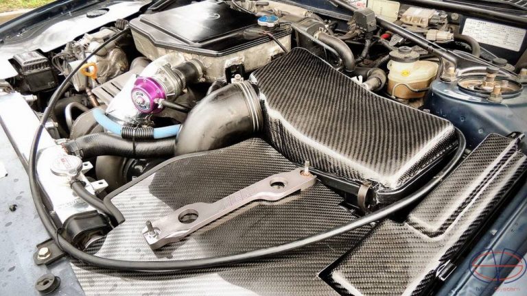 Engine bay Toyota Celica st205 st202