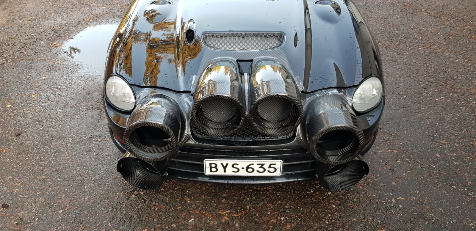 Carbon fiber TTE rally light pods for Toyota Celica ST205.