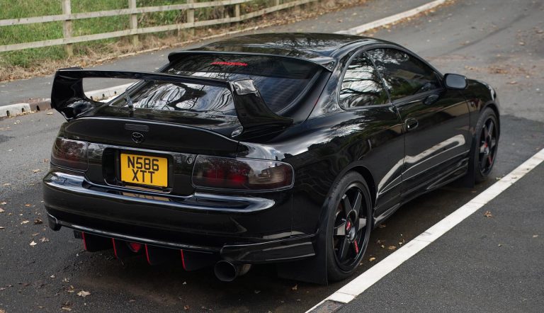 Toyota celica st205 with carbon parts