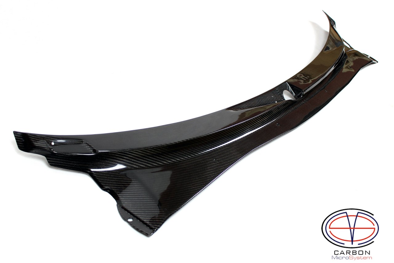 Wiper cowl from carbon fiber
