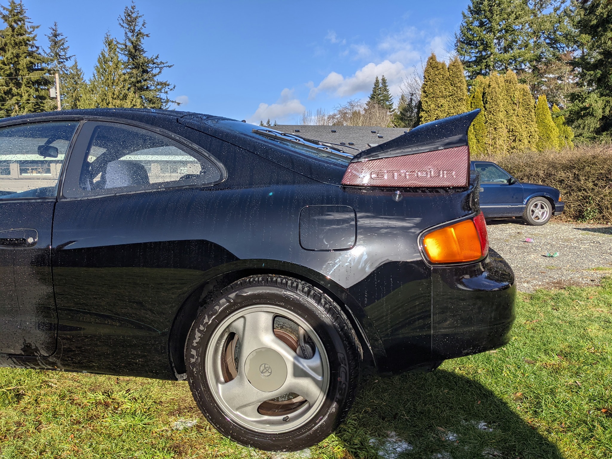 Celica 205 carbon riser block