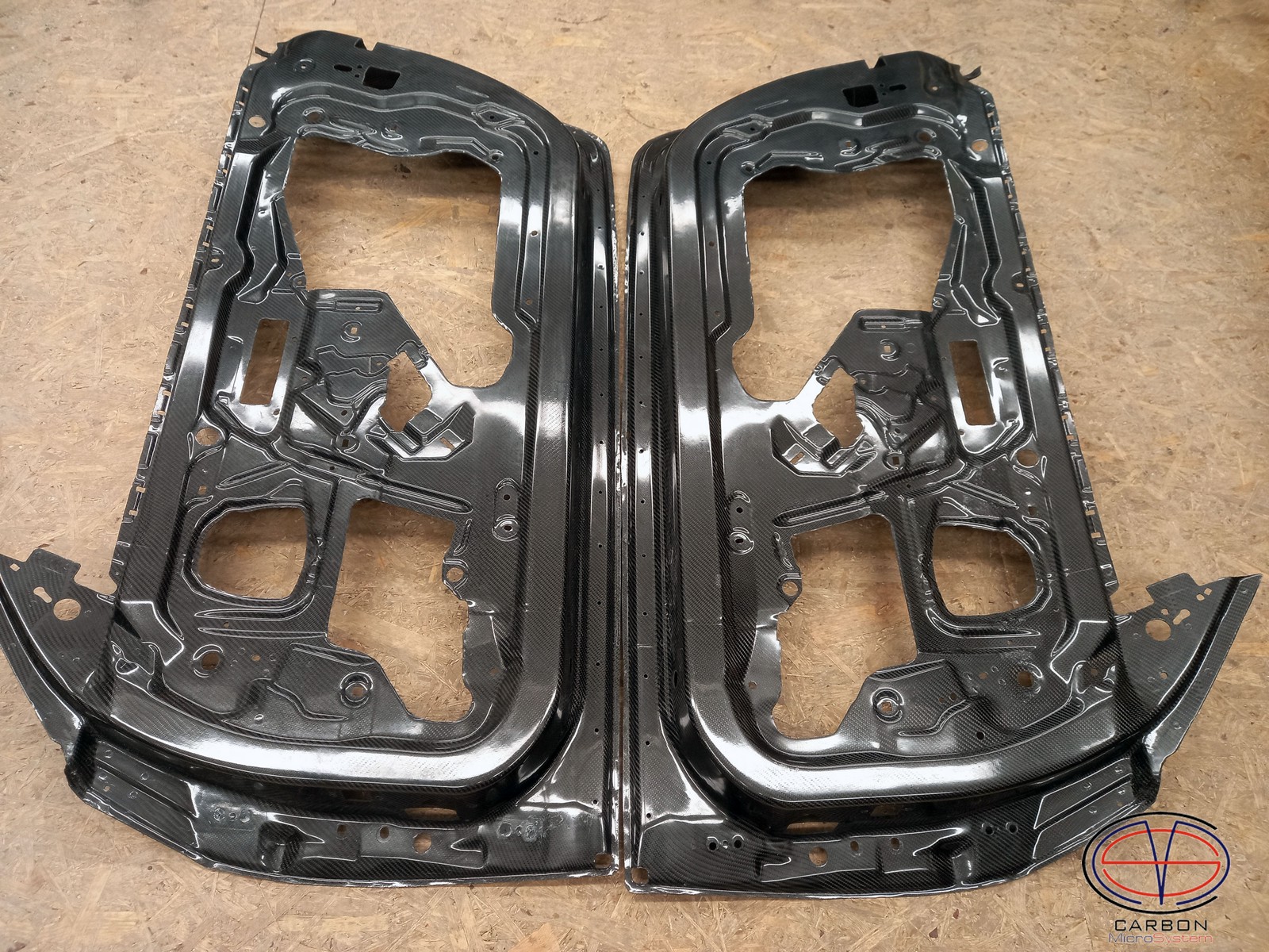 Carbon fiber doors BMW M3