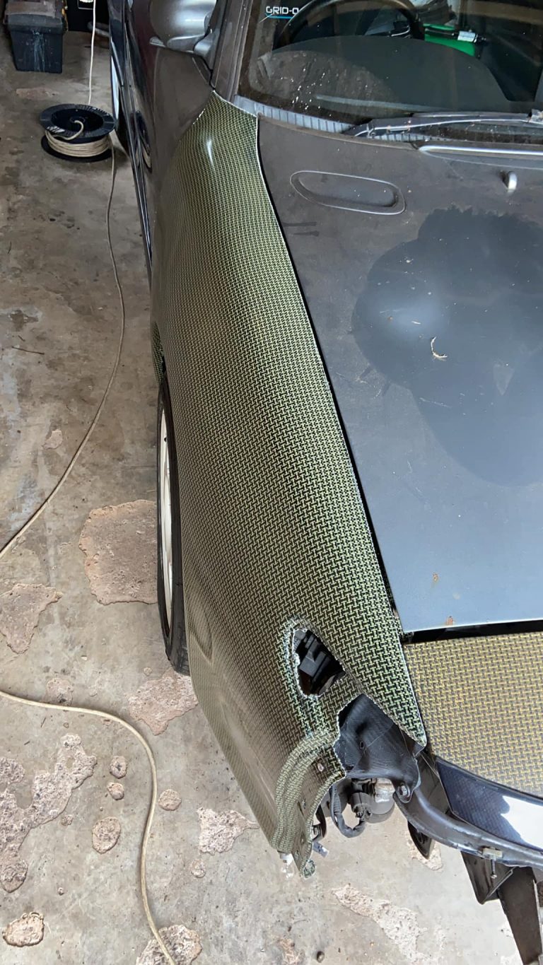 Carbon-kevlar fenders