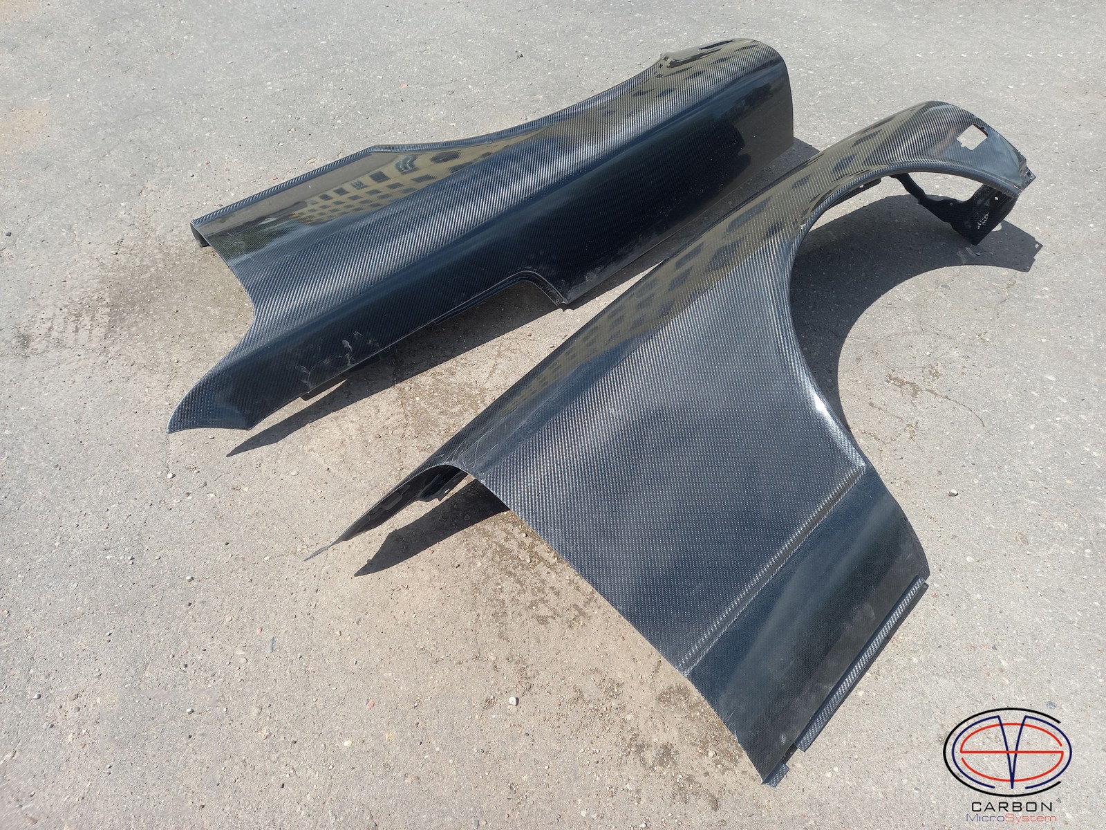 Carbon fenders Datsun 280Z