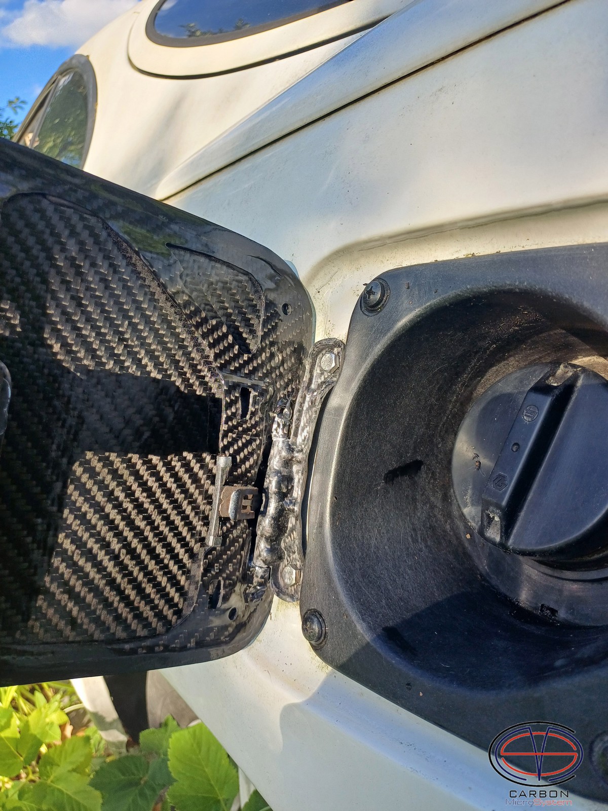 Carbon Fuel filler flap