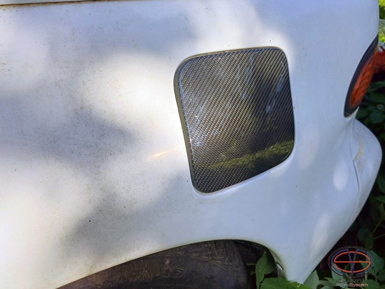 Carbon Fuel filler flap